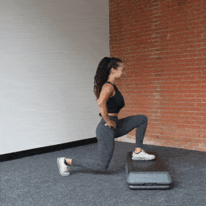 9 variações de passada para mais hipertrofia nas pernas